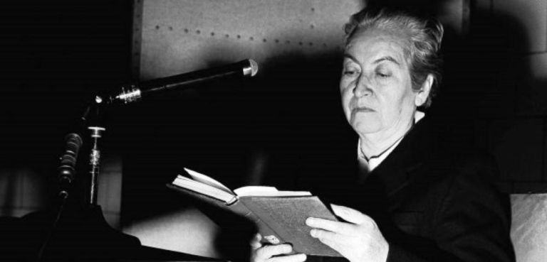 Biografía De Gabriela Mistral: Poeta Chilena Y Su Legado Literario