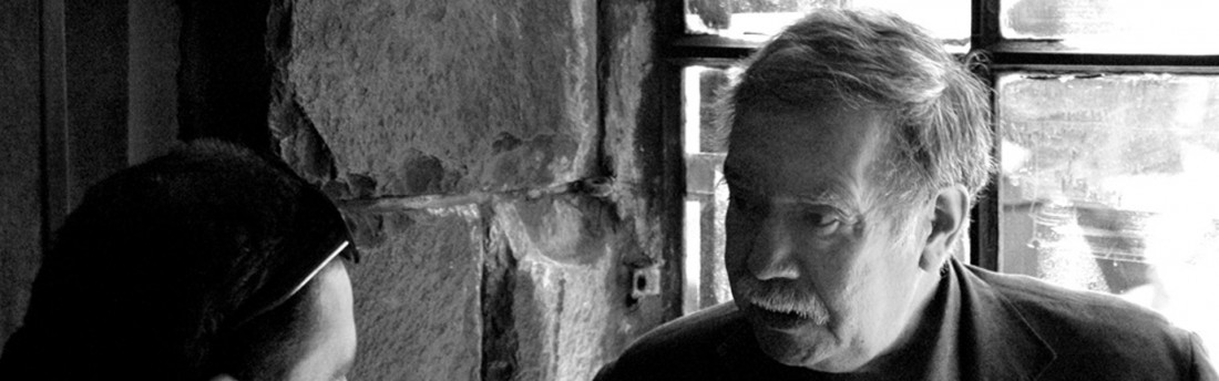 Biografía De Raúl Ruiz: Vida Y Obra Del Aclamado Cineasta Chileno